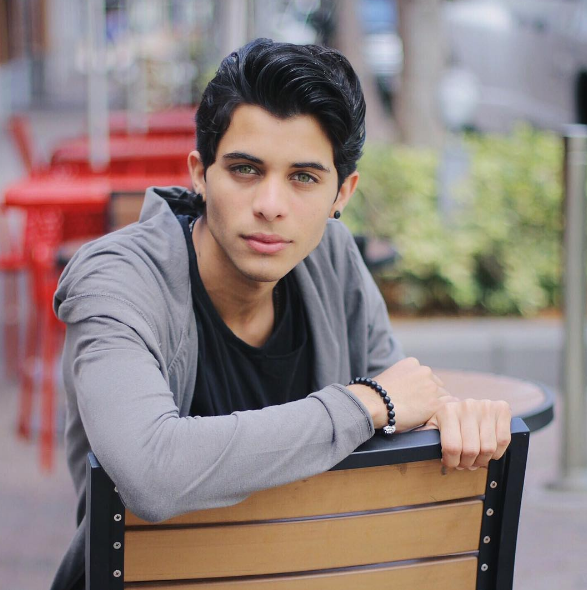 ¿Dónde están las princesas de Erick Brian de CNCO? | La Banda - Univision