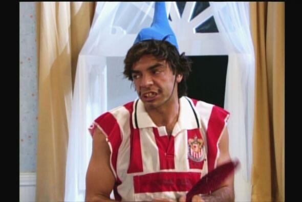 ¿Cuál es tu personaje favorito de Derbez? - Univision