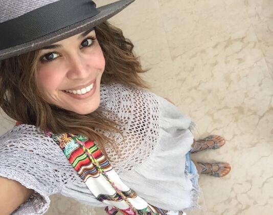 Las 40 mejores fotos de Karla Martínez - Univision